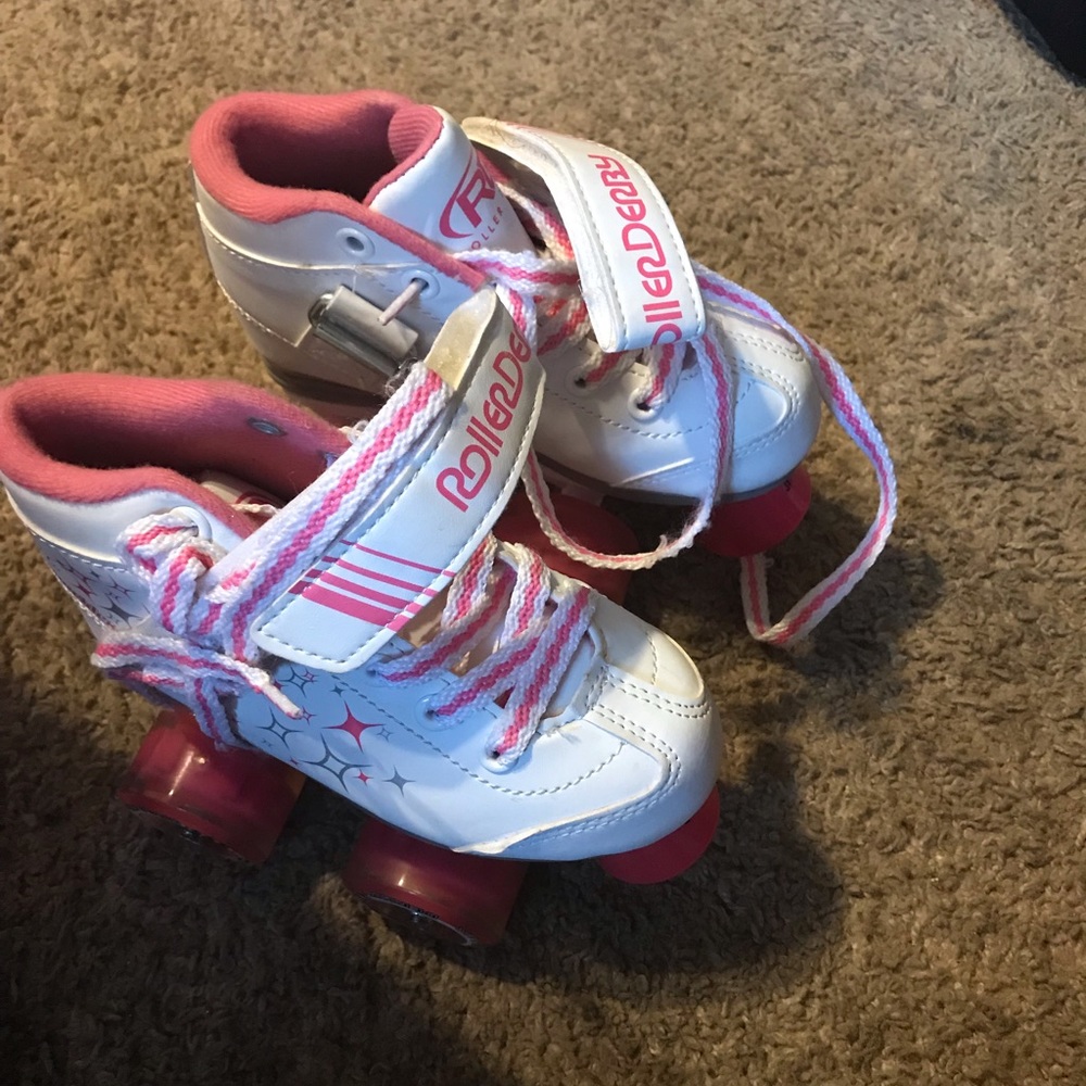 Light Up Roller Skates Wore 12 Size 12 Kids - Gem
